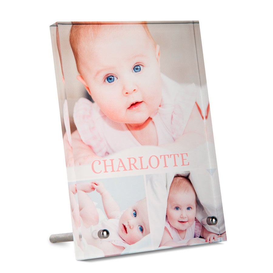 Acrylic photo stand | YourSurprise